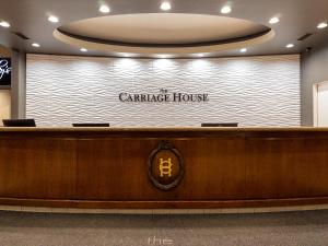 Carriage House Hotel and Conference Centre, Calgary (updated prices 2025)