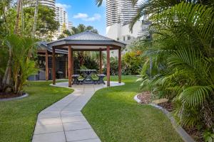 Pacific Resort Broadbeach, Gold Coast – Updated 2024 Prices