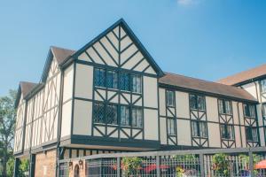 The Cheshire, Saint Louis (updated prices 2025)