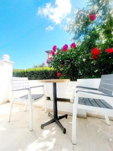 Kalimera Studios and Apartments, Moraitika (updated prices 2025)