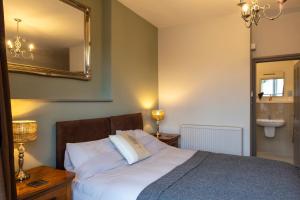 The Fox and Goose, Parracombe (updated prices 2025)