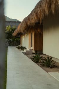 Boni Beach Lombok Boutique Hotel & Villas, Selong Belanak (updated ...