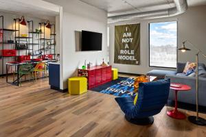 Moxy Madison Downtown, Madison (updated prices 2025)