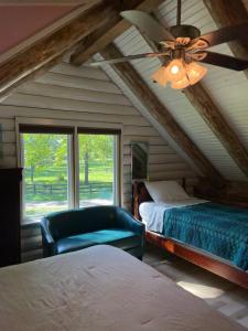 Journey Hope Cabin, Magnolia (updated prices 2025)