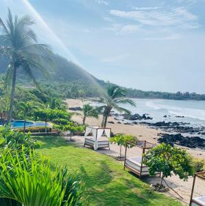 Casa Manzanillo - Sunset Room - Ocean Front Room at Exceptional Beach ...