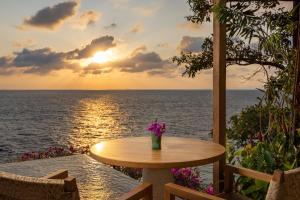 Semaya Beach Resort, Nusa Penida (updated prices 2025)