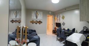 Monarch Parksuites - Balmoral Place (near NAIA, MOA, MOA Arena, DFA ...