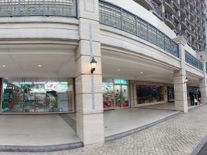 Monarch Parksuites - Balmoral Place (near NAIA, MOA, MOA Arena, DFA ...