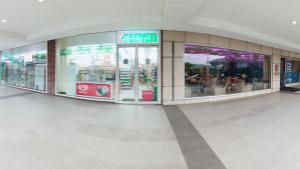 Monarch Parksuites - Balmoral Place (near NAIA, MOA, MOA Arena, DFA ...