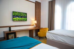 Grand Hotel Belushi, Boge (updated prices 2025)