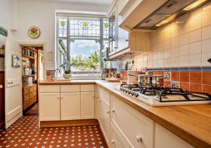 Penylan Retreat, Cardiff (updated prices 2025)