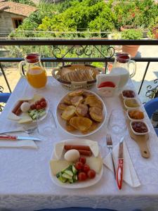 MEROLI Guesthouse - UNESCO quarter, Berat (updated prices 2025)