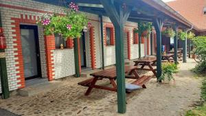 Folwark Na Półwyspie, Nowe Worowo (aktualne ceny na rok 2025)