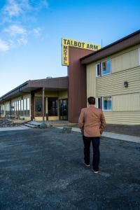 Talbot Arm Motel, Destruction Bay (updated prices 2025)