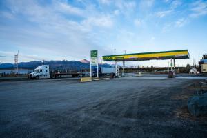 Talbot Arm Motel, Destruction Bay (updated prices 2025)