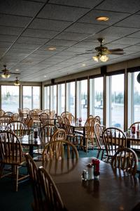 Talbot Arm Motel, Destruction Bay (updated prices 2025)