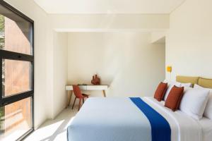 Okupa, Athens (updated prices 2025)