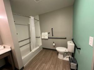 ECHO Suites Extended Stay by Wyndham Dallas Plano - Frisco, Plano ...