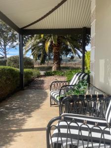 Pirathon Country Estate, Tanunda (updated prices 2025)