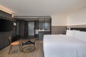 Moxy Chongqing, Chongqing (updated prices 2025)