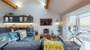 Mumbles Cottage & Stunning Ocean Views - Sleeps 4, Swansea (updated ...