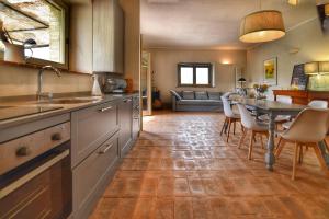 Luxury Villa in Umbria with Private Pool, Morcella (updated prices 2025)