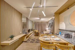 The Connor Serviced Residences Managed by HII, Manila (updated prices 2024)