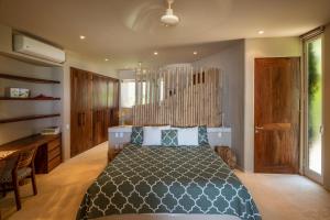 Punta Majahua - Beach Front Villas, La Majahua (updated prices 2025)