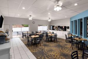 Days Inn by Wyndham Williams, Williams (updated prices 2025)