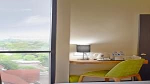 Whiz Prime Hotel Khatib Sulaiman Padang, Padang (updated prices 2025)