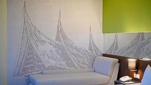 Whiz Prime Hotel Khatib Sulaiman Padang, Padang (updated prices 2025)