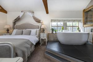 The Fleece Inn at Barkisland, Ripponden (updated prices 2025)