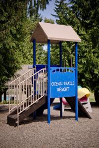 Ocean Trails Resort, Parksville (updated prices 2025)