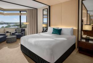 Crown Metropol Perth, Perth (updated prices 2025)