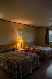 Talbot Arm Motel, Destruction Bay (updated prices 2025)