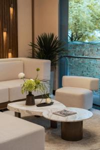 Kin Hotel Thai Van Lung, Ho Chi Minh City (updated prices 2024)