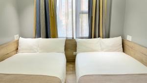 Madison LES Hotel, New York (updated prices 2025)
