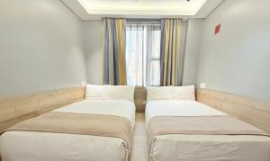 Madison LES Hotel, New York (updated prices 2025)
