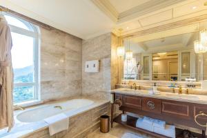 The Castle Hotel, a Luxury Collection Hotel, Dalian, Dalian (updated prices 2024)