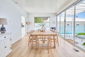 Luxury waterfront home with infinity pool, Taroona (updated prices 2025)