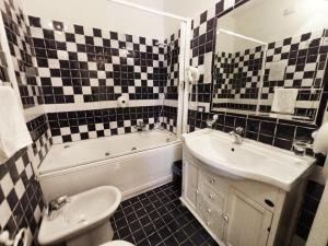 Colosseo Rooms Imperial Rome, Rome