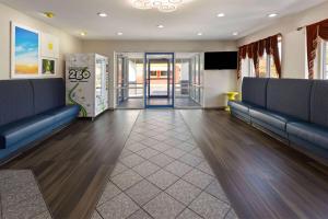 Days Inn & Suites by Wyndham Albany, Albany (updated prices 2025)