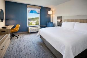 Holiday Inn Express & Suites Kitchener Southeast by IHG, Kitchener ...