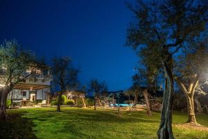 Villa Aragona Historic Villa with Views and Guest services by Feeling ...