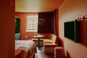 Ember Locke Kensington, London (updated prices 2025)