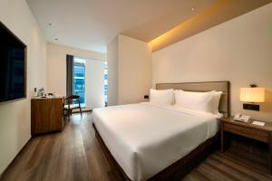 Model J Hotel Jakarta Soekarno - Hatta Airport 曼居酒店 雅加达苏加诺哈达机场店, Gardu ...