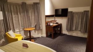 The Cross Keys Wetherspoon, Peebles – Updated 2022 Prices