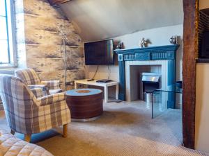 Bagshaw Hall, Bakewell (updated prices 2025)