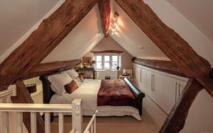 Bagshaw Hall, Bakewell (updated prices 2025)