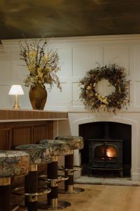 Saltmoore, Whitby (updated prices 2025)